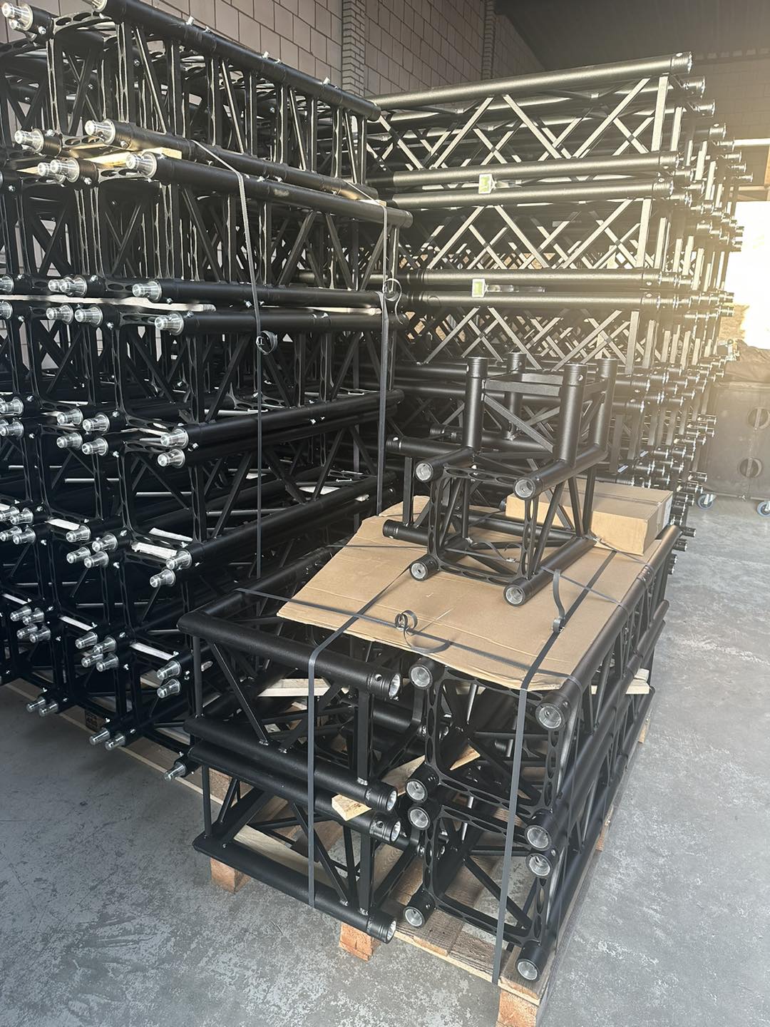 NIEUW: Sixty82 TPM Truss - Brasson | Pro sound & light